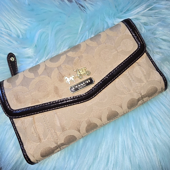 Coach | Bags | Coach New York Madison Jacquard Patent Leather Trim Tri ...